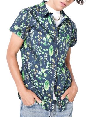 Click here for Wildfang The Essential Button Up Shirt prices