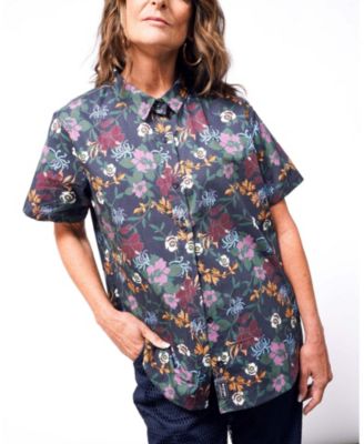 Click here for Wildfang The Essential Button Up Shirt prices