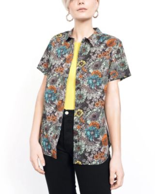 Click here for Wildfang The Essential Button Up Shirt prices