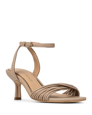 Click here for Donald Pliner Womens Ilya Leather Dress Sandals prices