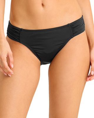 Click here for Tommy Bahama Pearl Hipster Bottom prices