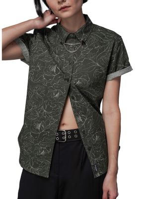 Click here for Wildfang The Essential Button Up Shirt prices