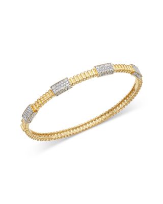 Click here for Bloomingdales Fine Collection Diamond Cluster Stat... prices