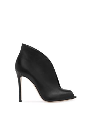 Click here for Gianvito Rossi Womens Vamp Booties prices