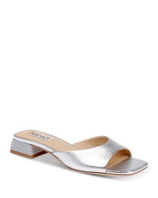 Click here for Badgley Mischka Womens Oahu Sandals prices