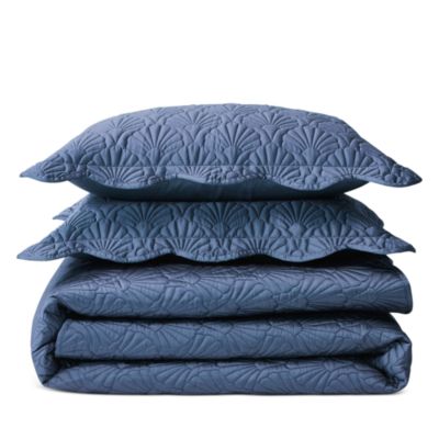 Click here for Ted Baker Deco Shell Quilt Set  King prices