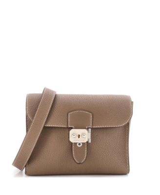 Click here for Pre-Owned HERMES 21 Sac a Depeches Messenger Bag T... prices