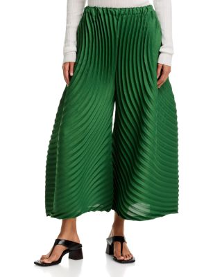 Click here for Issey Miyake Circle Pleats Pants prices