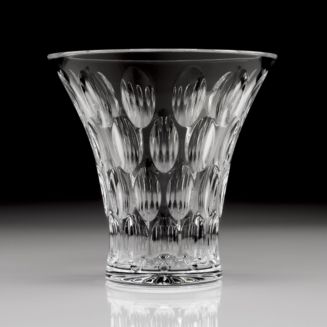 William Yeoward Crystal Victoria Conversation Vase by William Yeoward ...